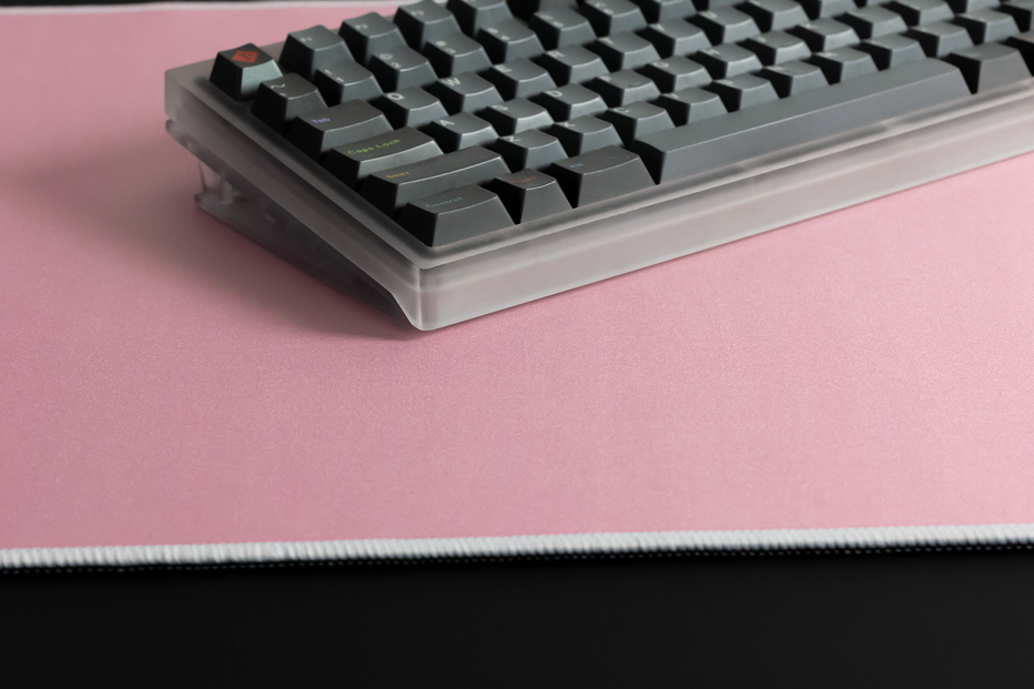 Kiki (Peach Blossom) Deskmat – SwitchKeys