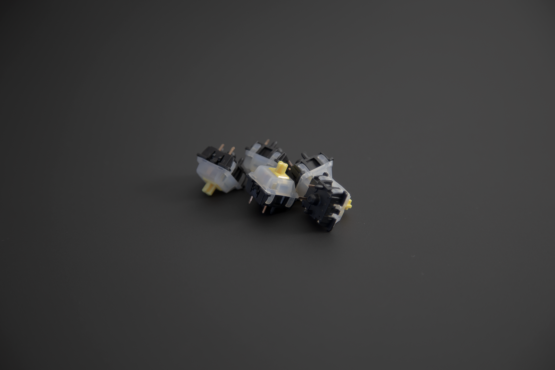 Gateron Milky Yellow Switches (X10) – SwitchKeys